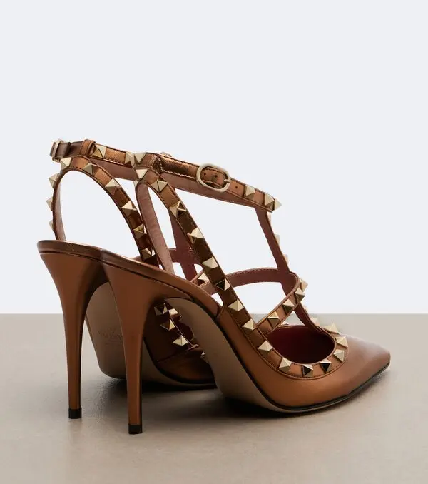 Valentino Garavani Metallic Leather Pumps - Gold