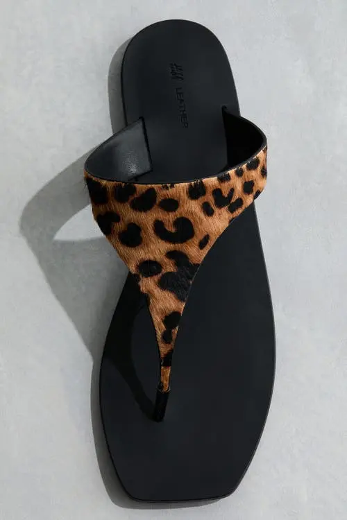 H&m Leather Thong Sandals With Leopard Print Detail - Beige/faux Leopard