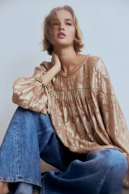 H&m Oversized Jacquard-weave Blouse With Voluminous Sleeves