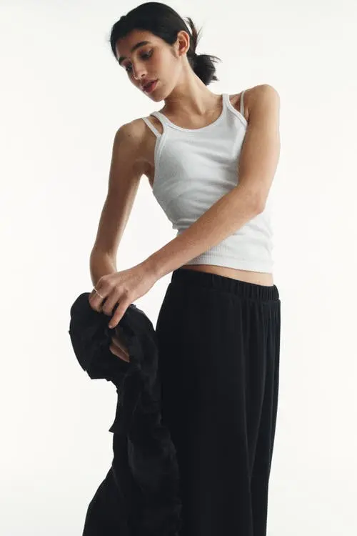 H&m Loose-fit Joggers In Cotton Blend - Black