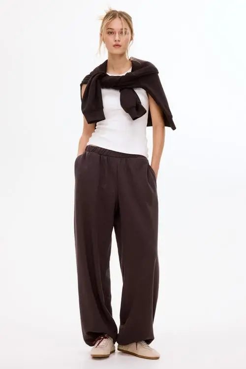 H&m Loose-fit Joggers In Cotton Blend - Dark Brown