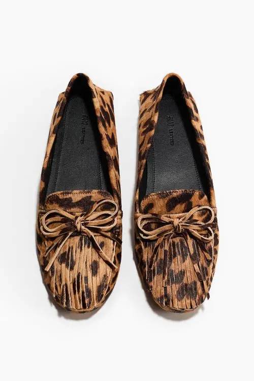H&m Fringed Loafers With Beaded Bow Detailing - Beige/faux Leopard