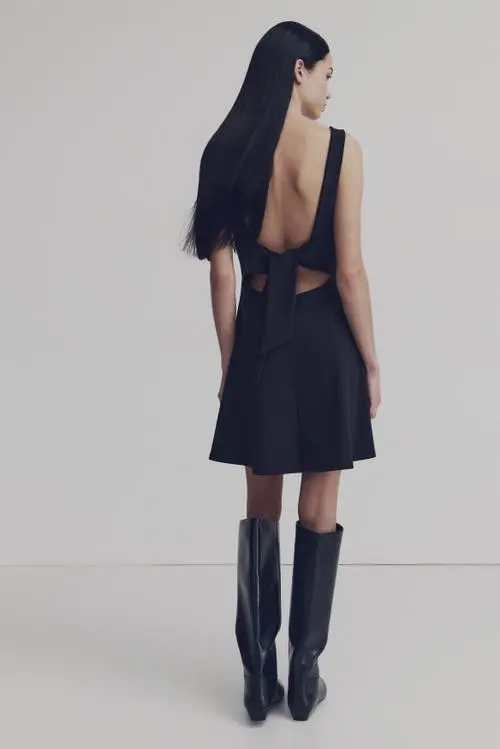 H&m Sleeveless Boat Neck Mini Dress With Tie Back