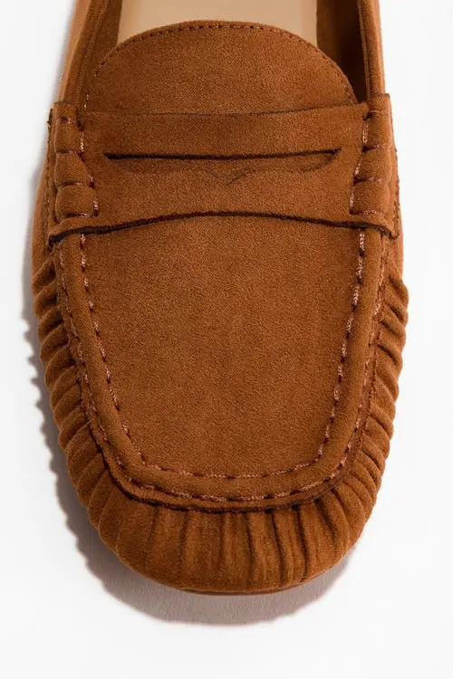 H&m Suede Finish Loafers With Penny Keeper Detail - Brown