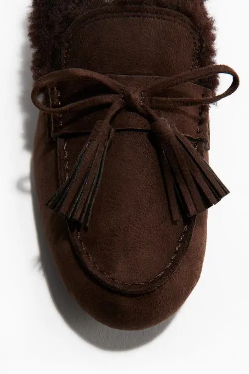 H&M Warm-lined Moccasin Slippers With Tassel Bow Detail