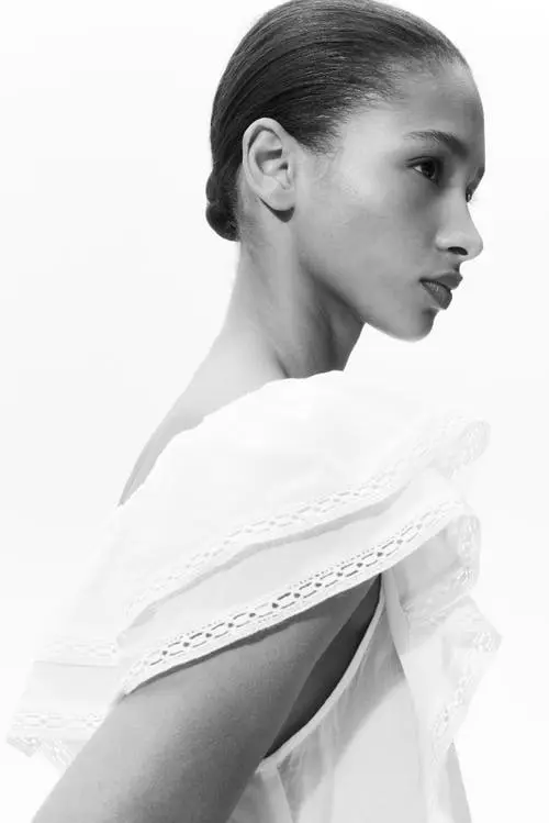 H&m Lace-trimmed Viscose & Cotton Blend Blouse
