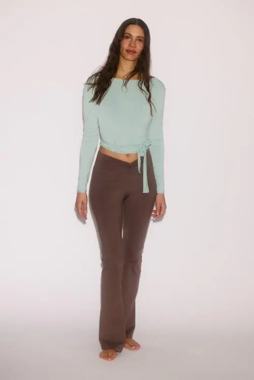 H&m Cropped Long-sleeve Yoga Top With Deep V-neck And Tie Front - Amazonite Blue