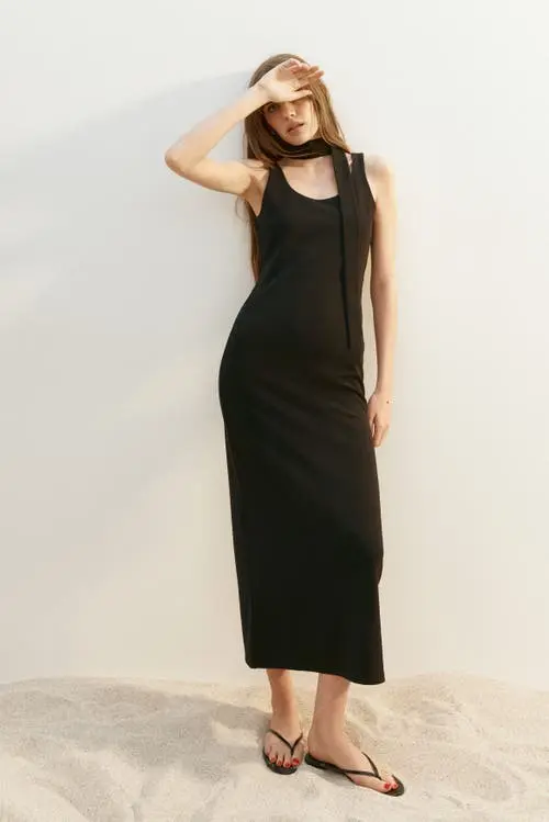 H&m Fitted Maxi Dress With Scarf