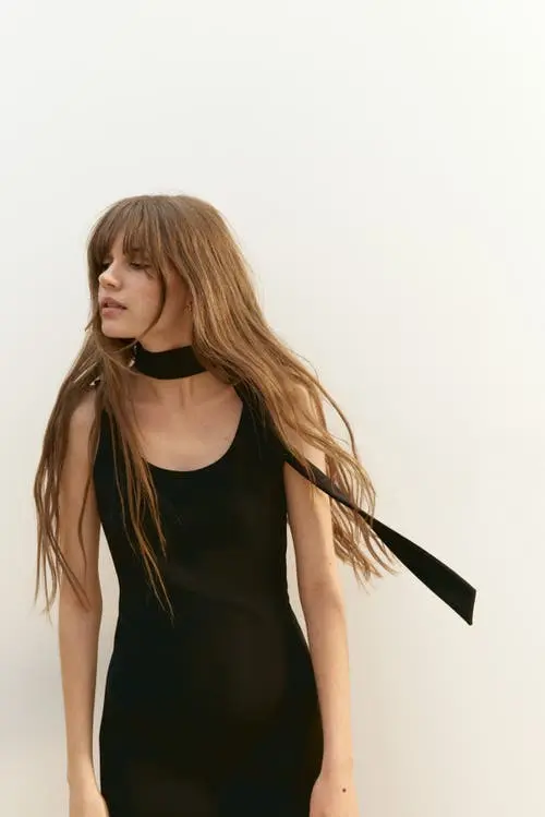 H&m Fitted Maxi Dress With Scarf