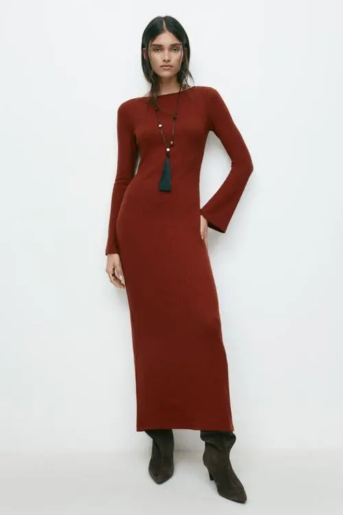 H&m Textured Knit Maxi Dress With Boat Neckline And Long Sleeves