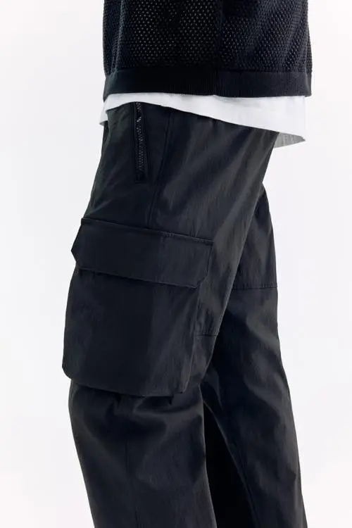 H&m Regular Fit Nylon Cargo Trousers - Black
