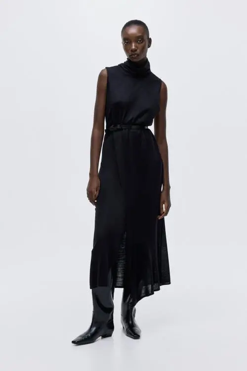 H&M Sleeveless Scarf Collar Knit Maxi Dress