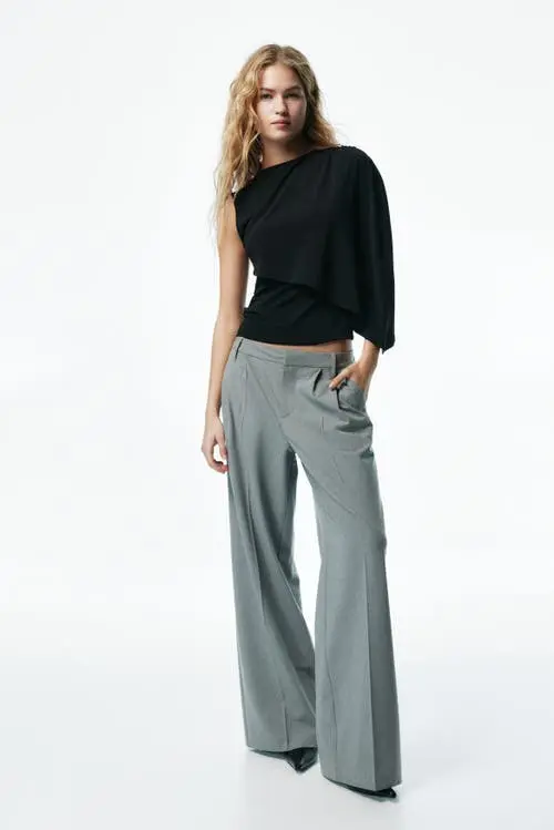 H&m Sleeveless Top With Asymmetric Cape Detail - Black