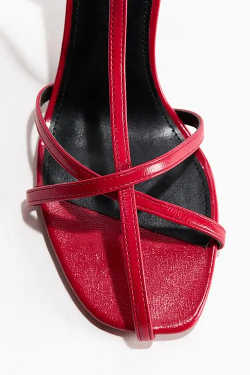 H&m Heeled Strappy T-strap Sandals With Adjustable Buckle - Bright Red