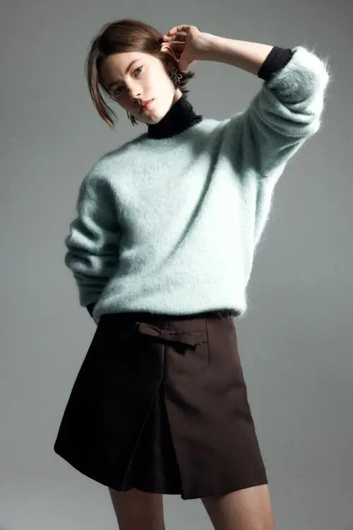 H&m Mini Skirt With Bow And Box Pleat Detail