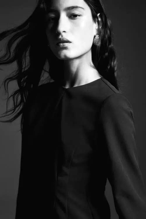 H&m Open-back Long-sleeve Dress