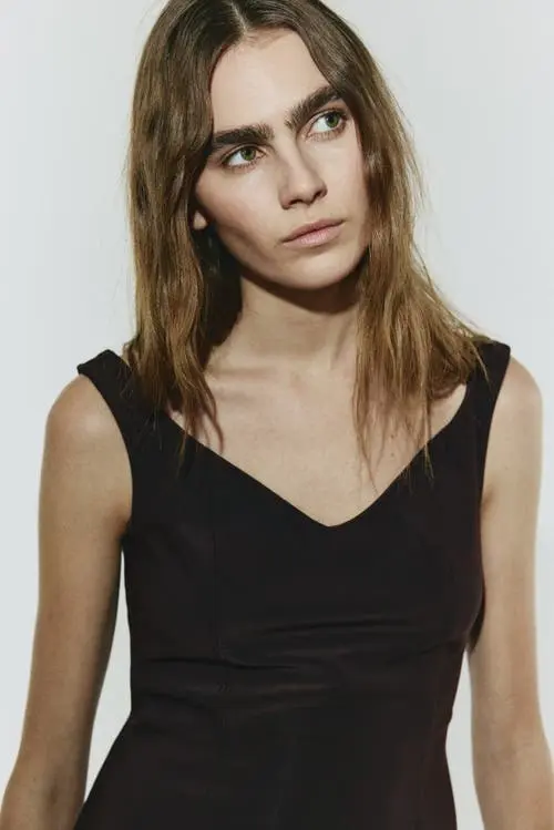 H&m Off-the-shoulder V-neck Jersey Dress