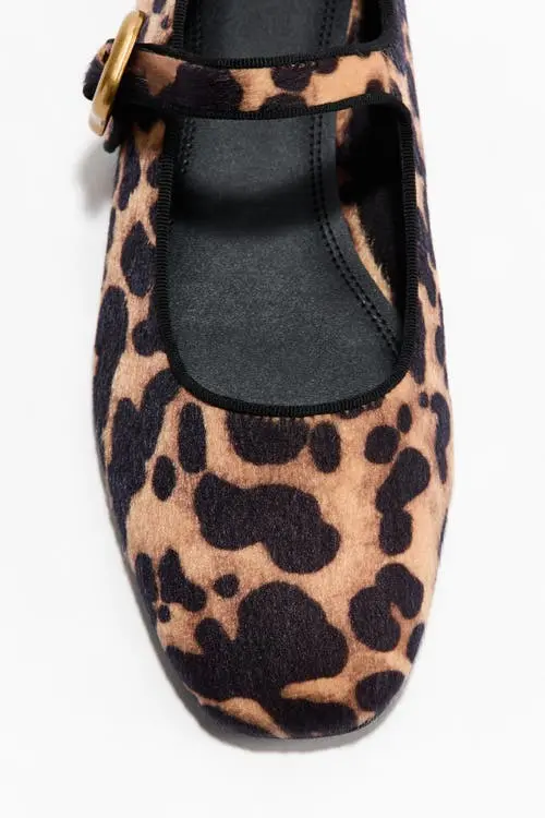 H&m Mary Jane Ballet Flats With Textured Finish And Adjustable Strap