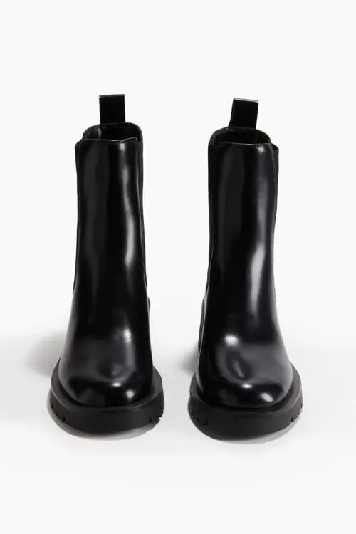 H&M Chelsea Boots With Elasticized Panels