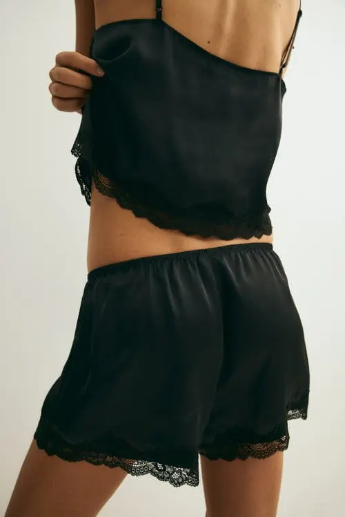 H&M Lace-trimmed Satin Pyjamas