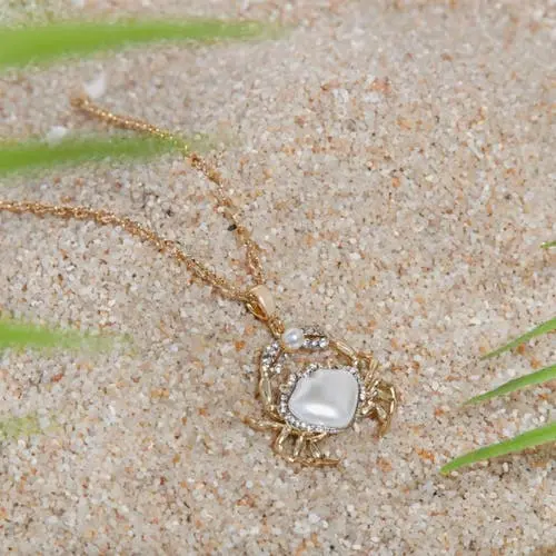 BILL SKINNER STUDIO Gold Plated Pendant With Crystals And Pearls