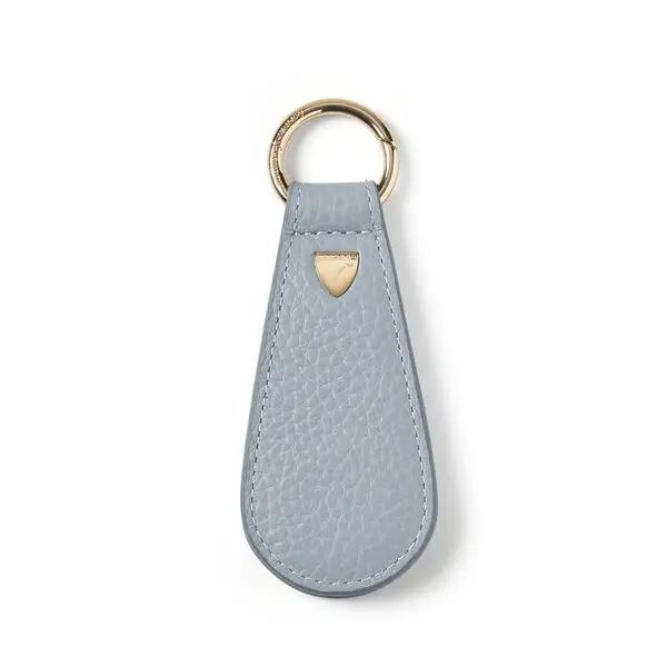 ASPINAL OF LONDON Magnetic Hat Clip In Sky Pebble - Blue