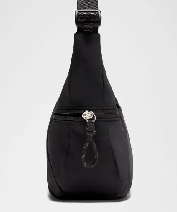 Lululemon Small Slouchy Sling Bag 3l - Black