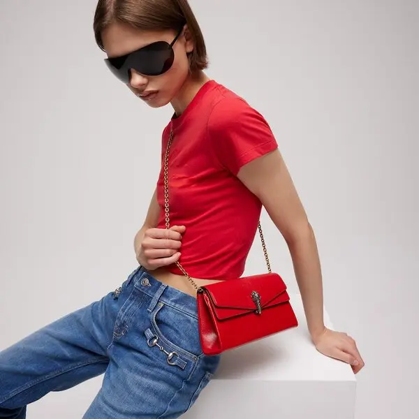 Gucci Dionysus Small Shoulder Bag In Leather - Red