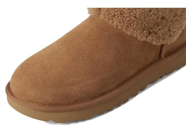 UGG Classic Ultra Mini Maxi Curly Boots