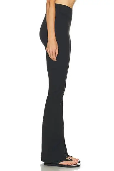 437 The Leisure Pant