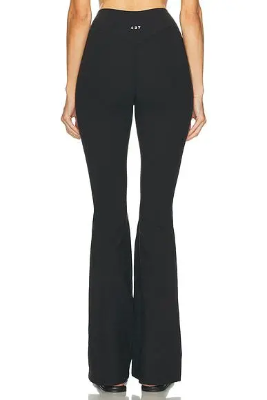 437 The Leisure Pant