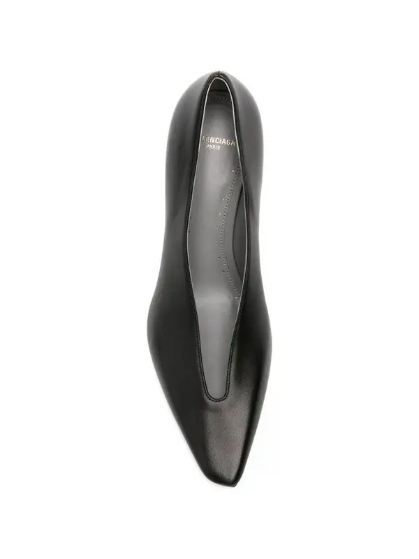 Balenciaga Duchesse Pumps
