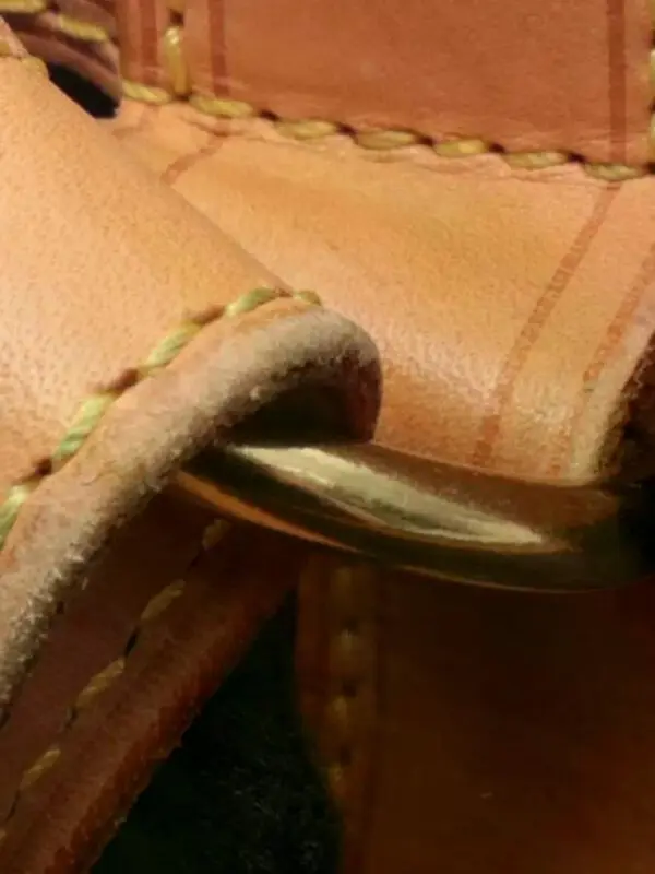 LOUIS VUITTON Randonnee Pm Bucket Bag