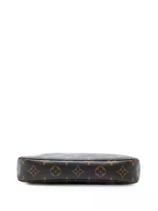 LOUIS VUITTON Monogram Pochette Accessoires Shoulder Bag