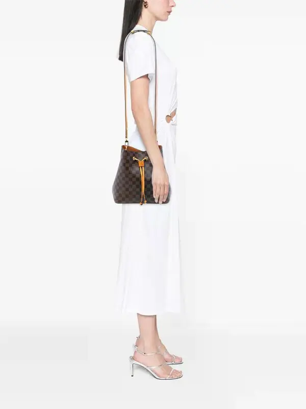 LOUIS VUITTON Damier Ebene Neonoe Mm Bucket Bag