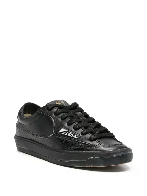 AUTRY Perforated Detail Logo Patch Sneakers