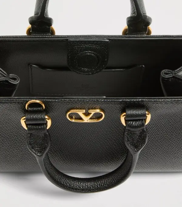 Valentino Garavani Mini Leather Vlogo Signature Top-handle Bag - Black