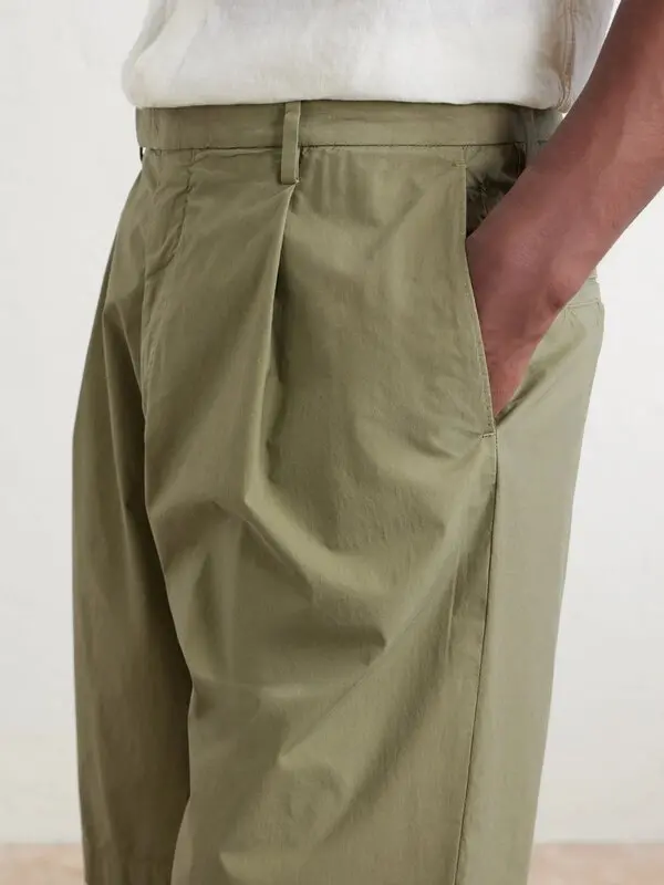 Boglioli Pleated Cotton-blend Poplin Shorts