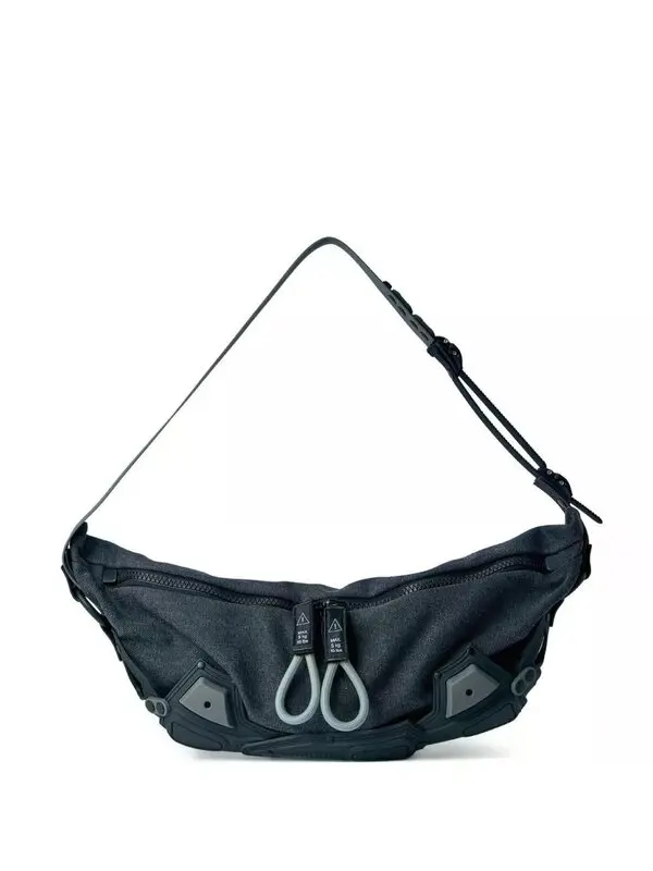 INNERRAUM Object M07 Technical-detail Messenger Bag