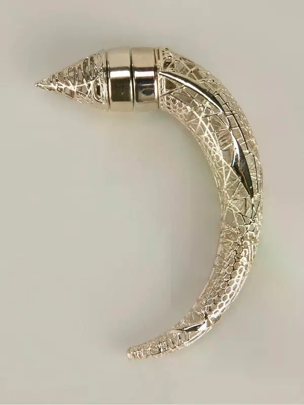 Givenchy Magnetic Horn Earring