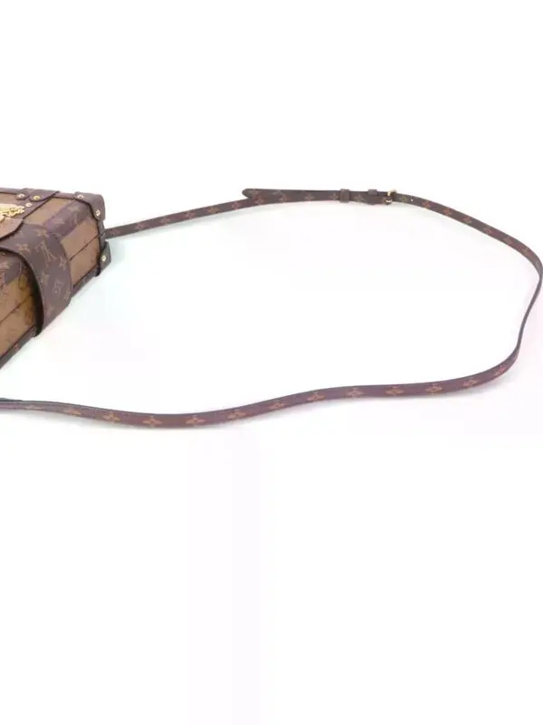 LOUIS VUITTON Petite Malle Monogram Shoulder Bag