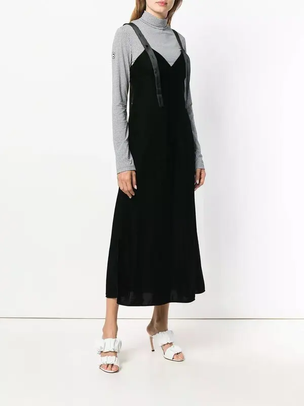 Off-White Sweetheart Neckline Long Dress
