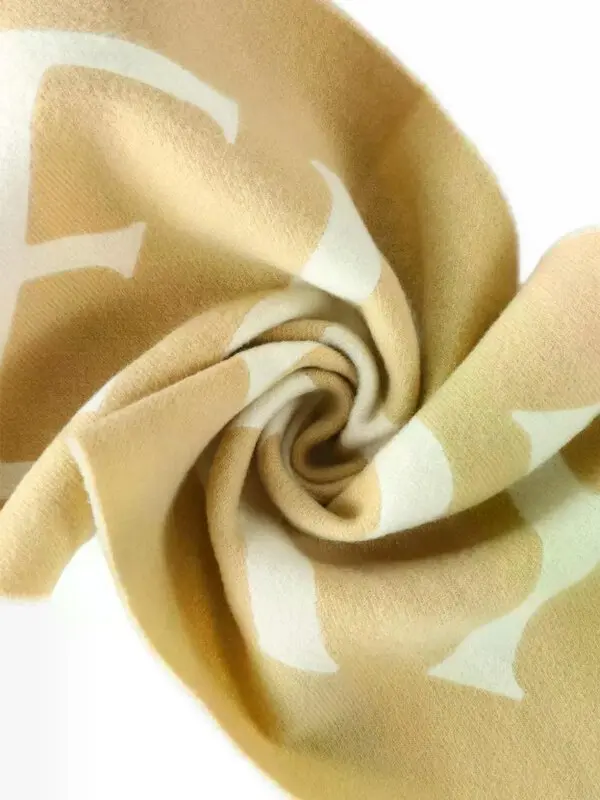 Burberry Logo-intarsia Fringed Scarf