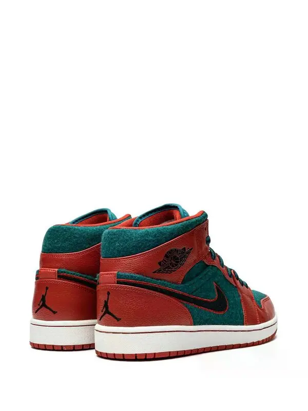 JORDAN 1 Mid Sneakers