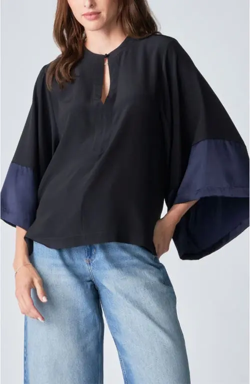 OCEAN+MAIN Silk Wide Sleeve Top
