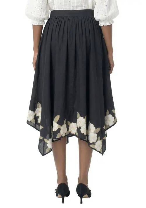 AREA STARS Black Floral-hem Midi Skirt