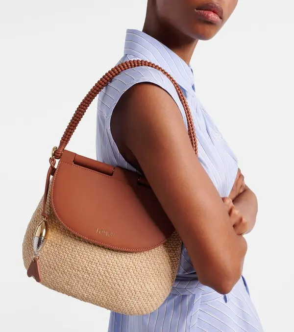 Loewe Pescador Medium Raffia Shoulder Bag - Beige