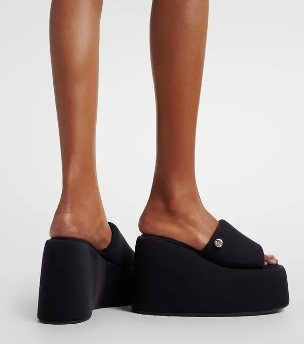 Attico Mochi Platform Slides