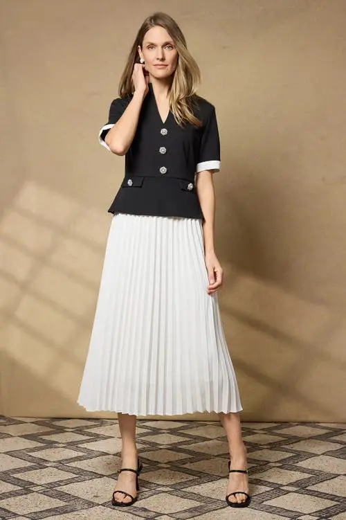 Ming Wang Noelle Pleated Crepe Maxi Dress