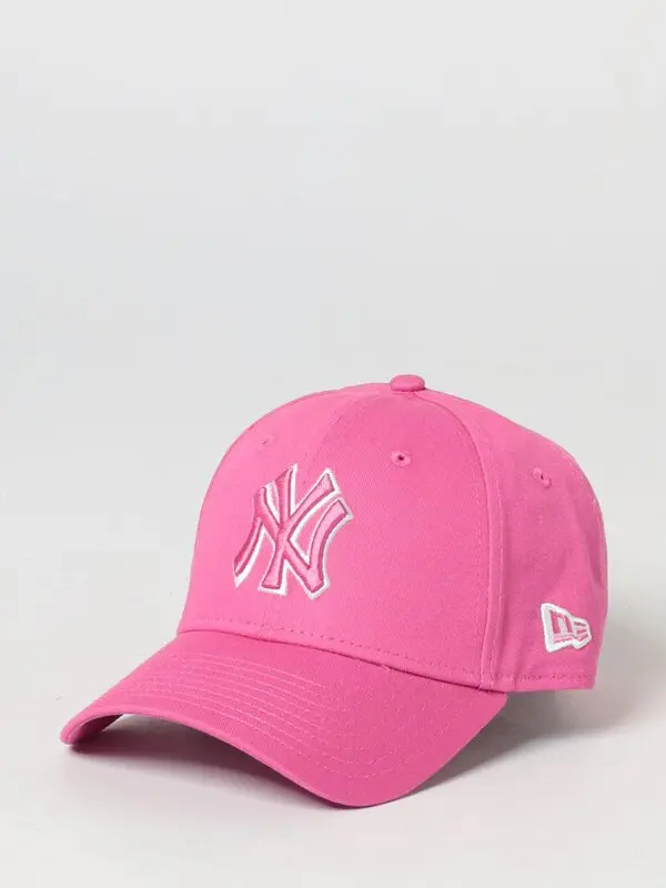 New Era Embroidered Baseball Cap - Fuchsia